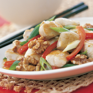 Chinese walnut chicken | Reader's Digest Australia