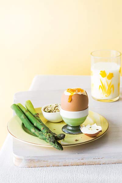 Boiled Eggs with Dukkah | Reader's Digest Australia