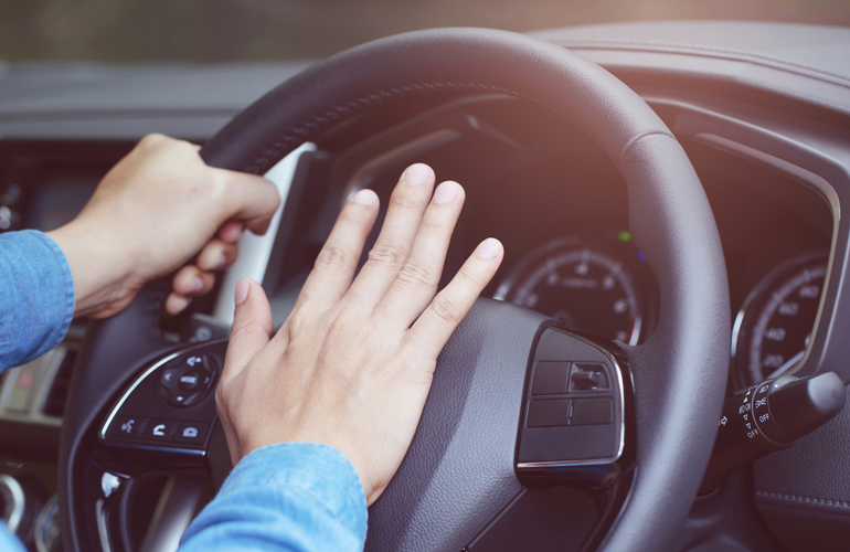 14 rude driving habits you need to stop asap | Reader's Digest Australia