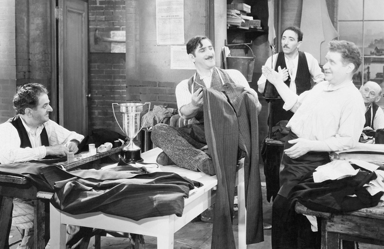 10 funny vintage slang words people should start using again | Reader's ...